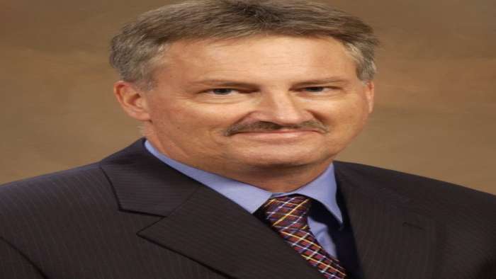 Winnebago looks from within to name top boss